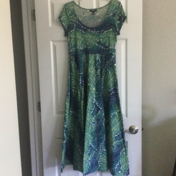 Chaps | Dresses | Chaps Leaf Print Maxi Dress | Poshmark